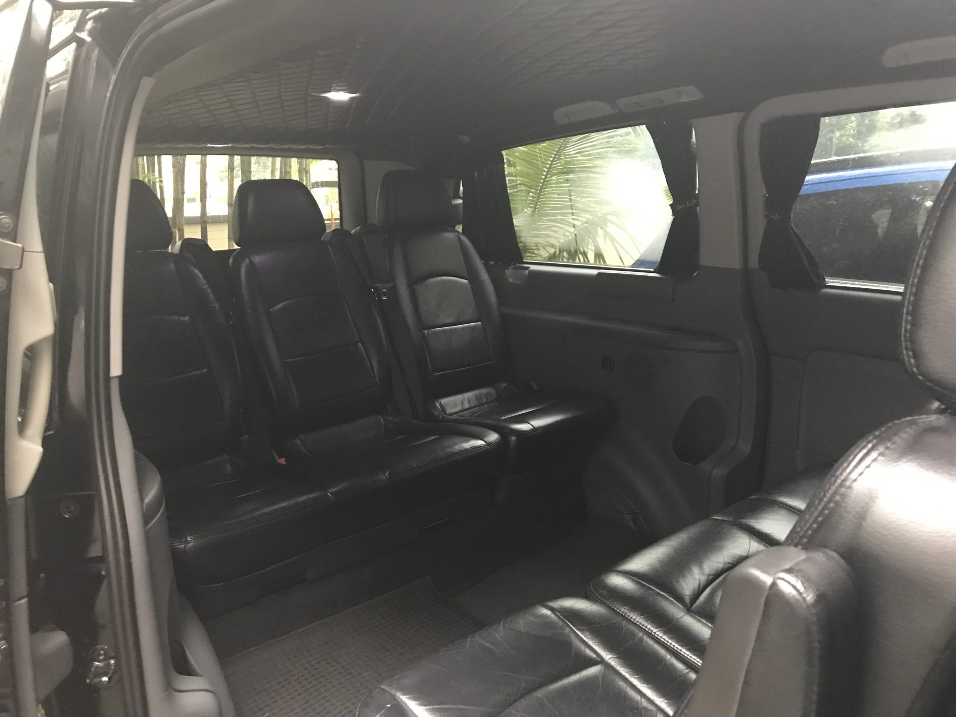 7 seater buses - Bookabus - Bus Charter Singapore